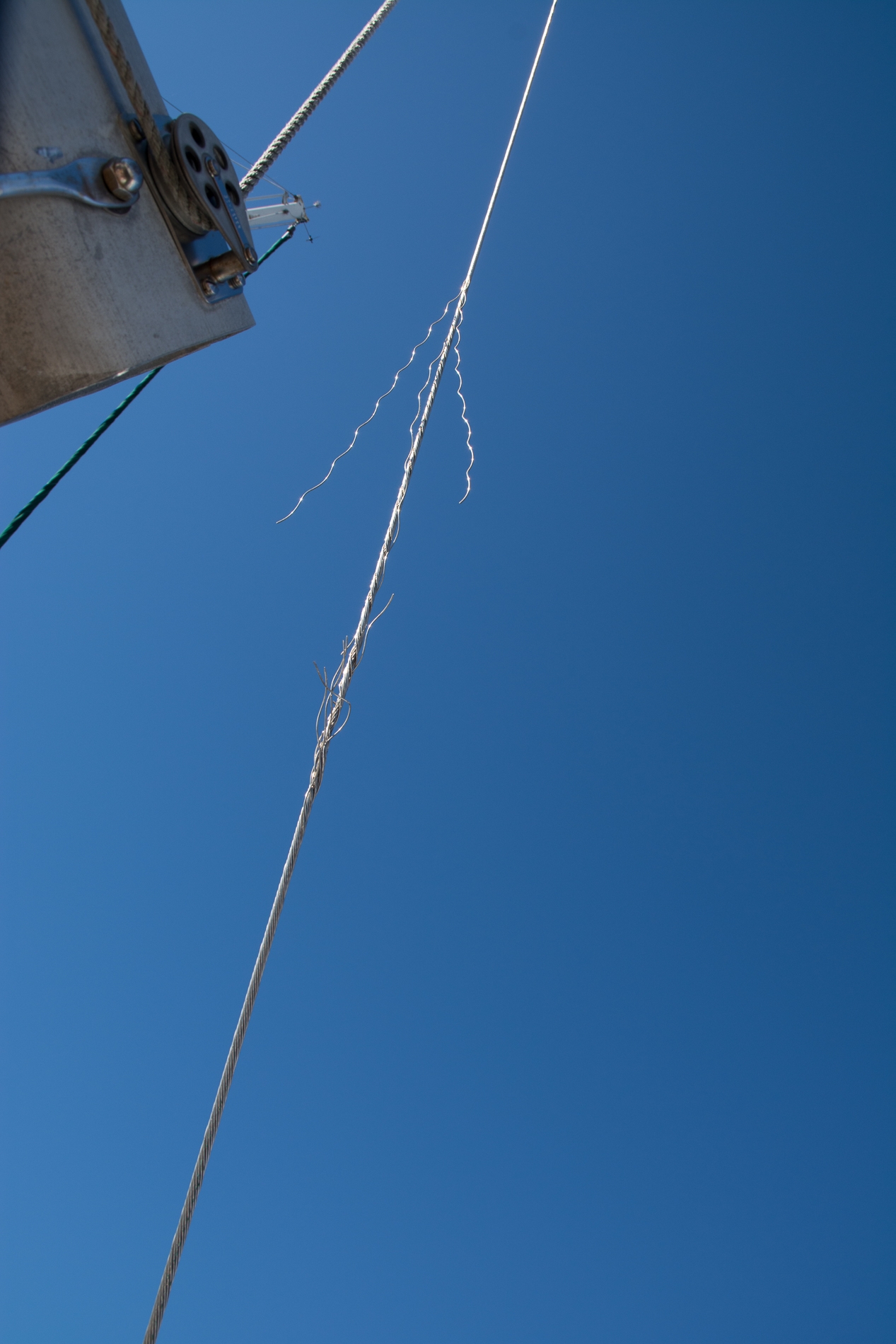 boat-damage-2 - The Sailing Vessel Pomaika'i